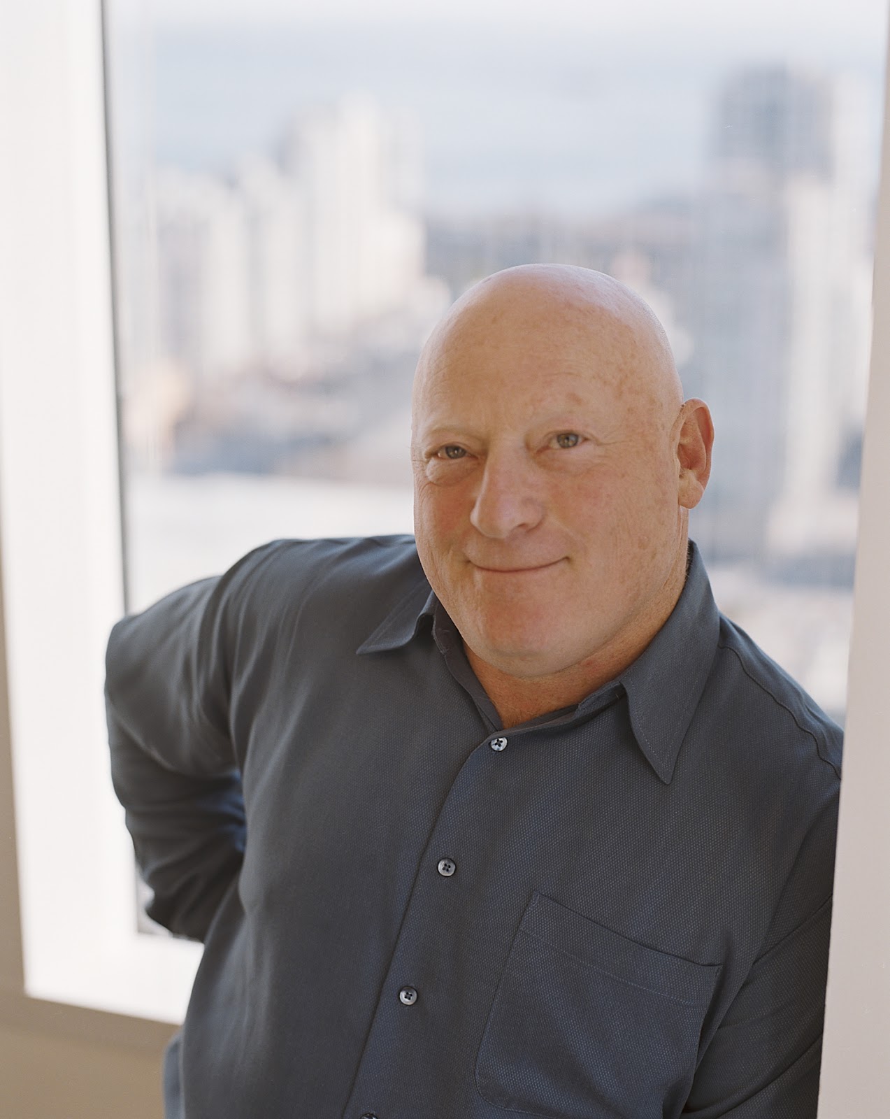 Lenguaje Visual Basic: Biografía de Alan Cooper