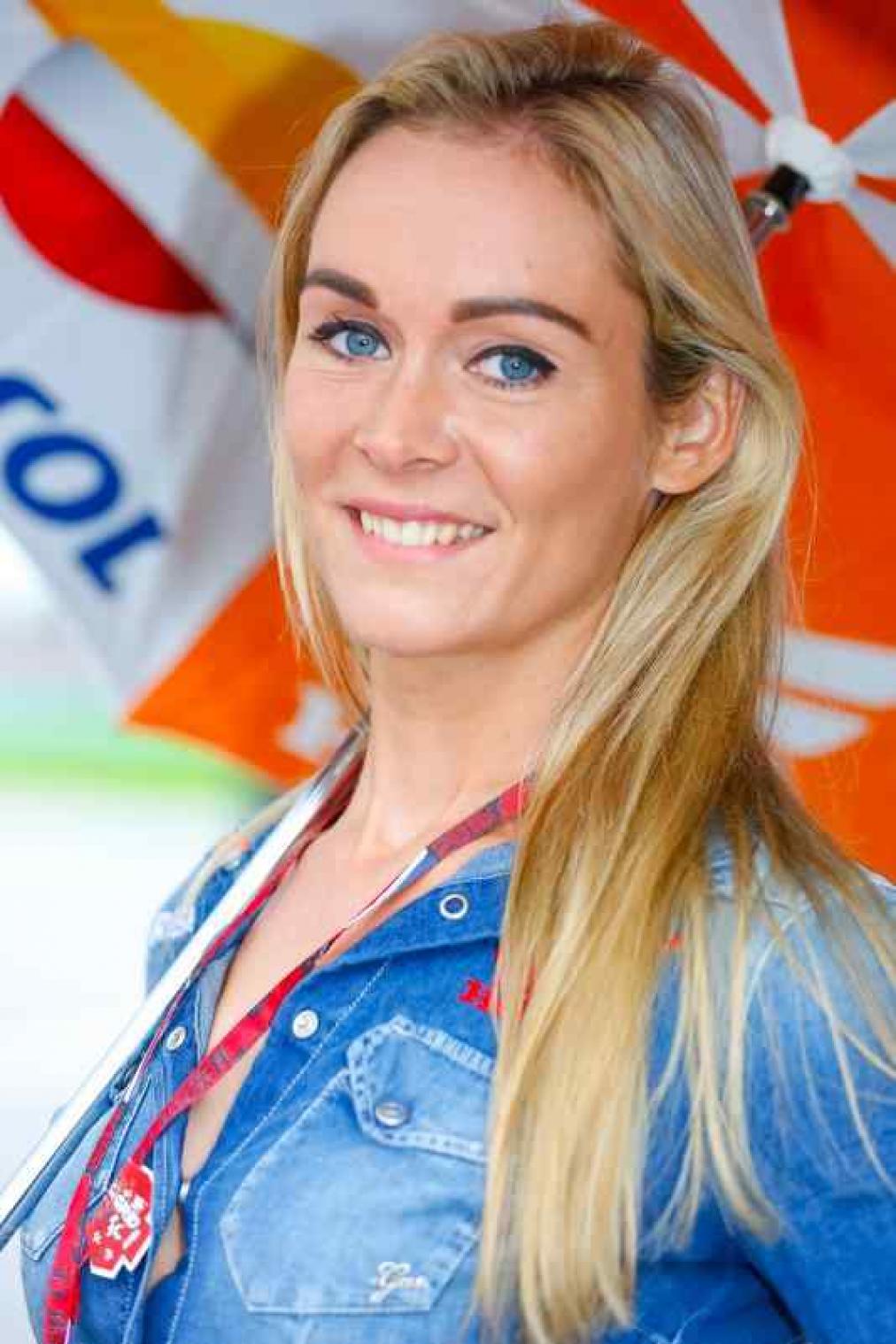 Real Riders: Assen Paddock Girls 2016: The Dutch Beauty!