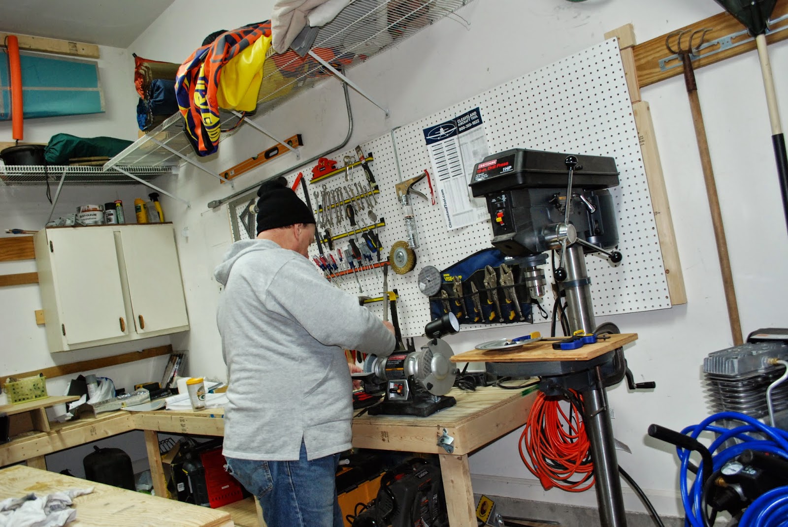 Let's Build a Plane: Right elevator complete, wing main ribs straightened