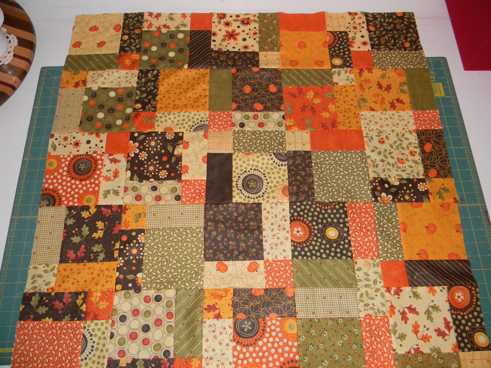 Ribbon Candy Quilt Company: Fall Table Topper Tutorial