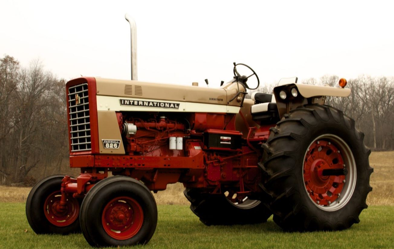 Just A Car Guy: Case IH restored a rare 1970 Gold Demonstrator to be a ...