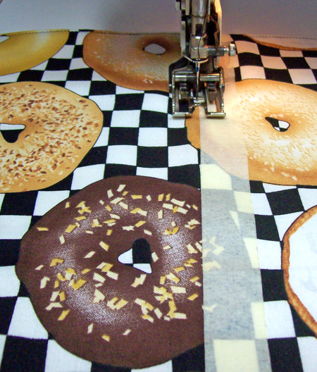 Sid's In Stitches: Easy Placemats for a Round Table Free Pattern