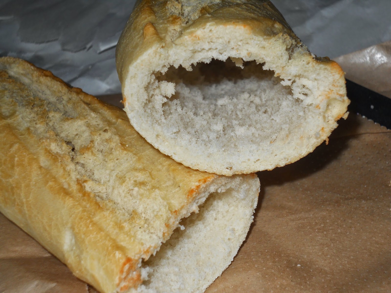 "Yamy mami!" Retete culinare: BAGHETA UMPLUTA