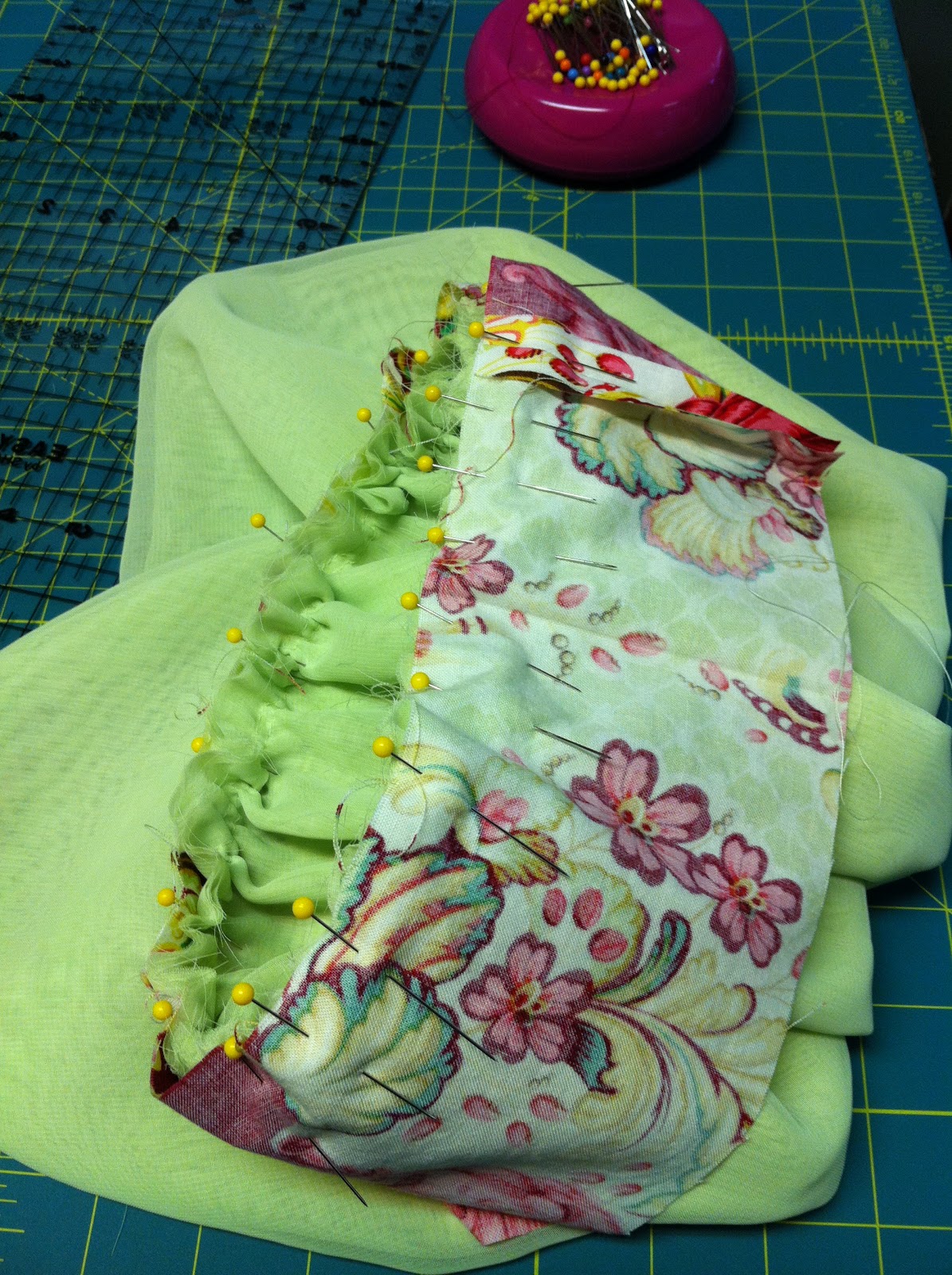 Spicy Pinecone: Chiffon Skirt Tutorial