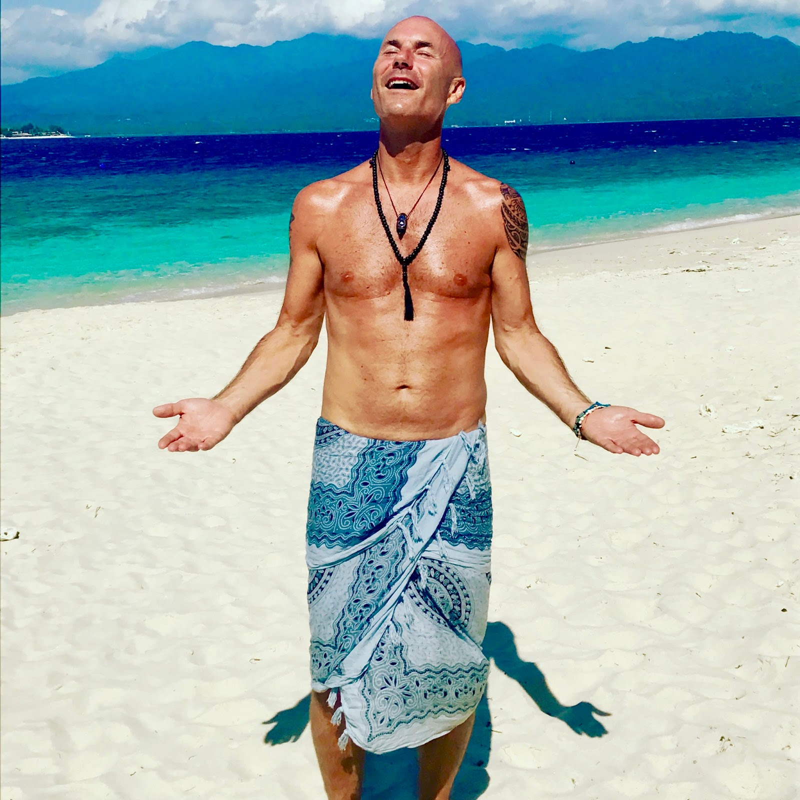 Michal Shark: RAW-ŽIVÁ STRAVA III (2 roky poté)