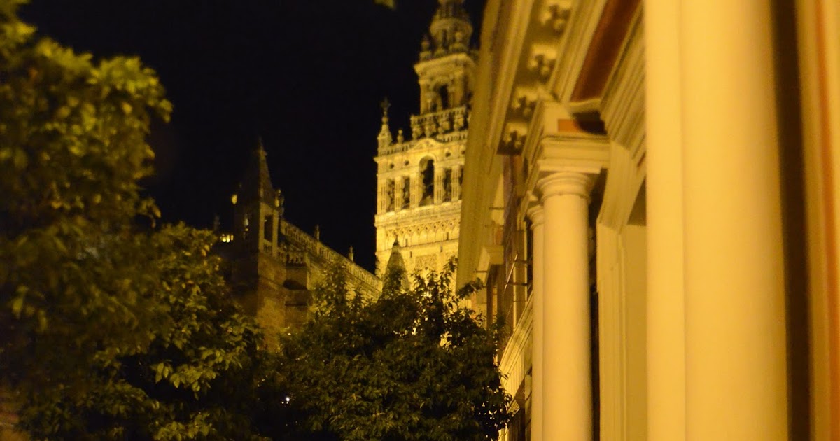 Periodista Cofrade: GUARDAR EL DECORO