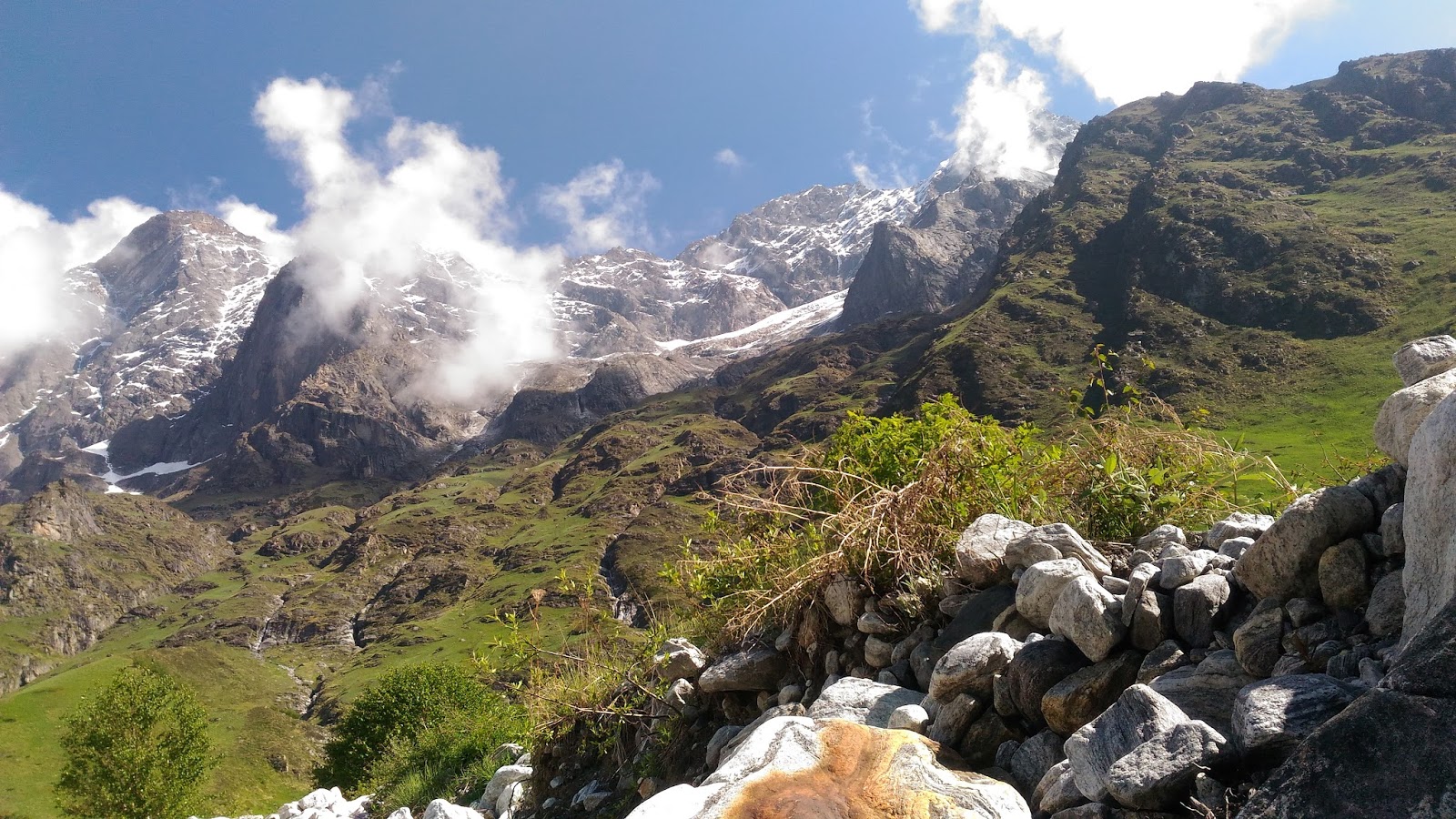 Where Is Dronagiri Parvat and its Importance - Hippo Reads