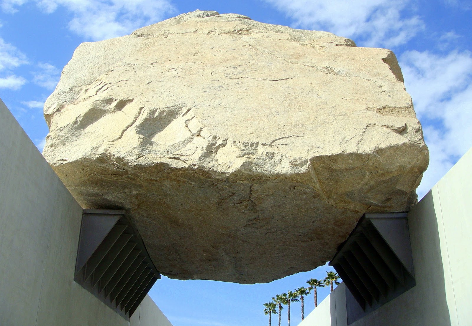 FRACTAL ART: Levitation