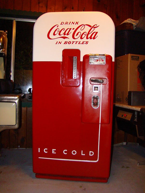 The World of JEK: 1950's Vendo 39 Coca-Cola Machine Lettered