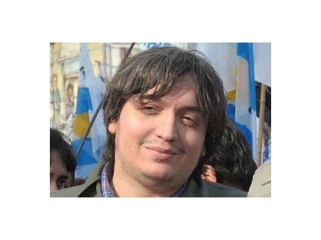 Cafés y Política: Máximo Kirchner no percibe asignación universal por hijo