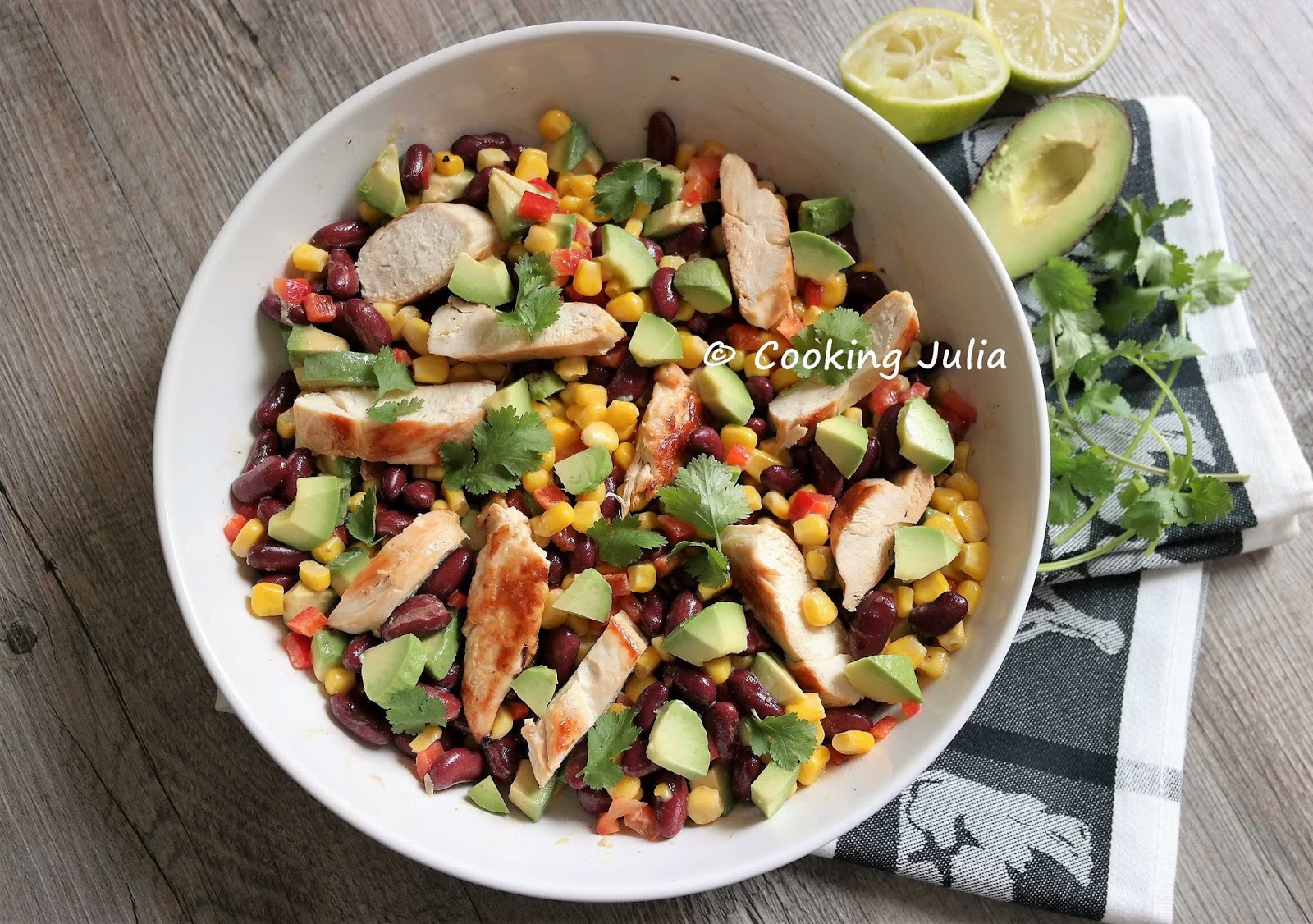 COOKING JULIA : SALADE MEXICAINE AU POULET