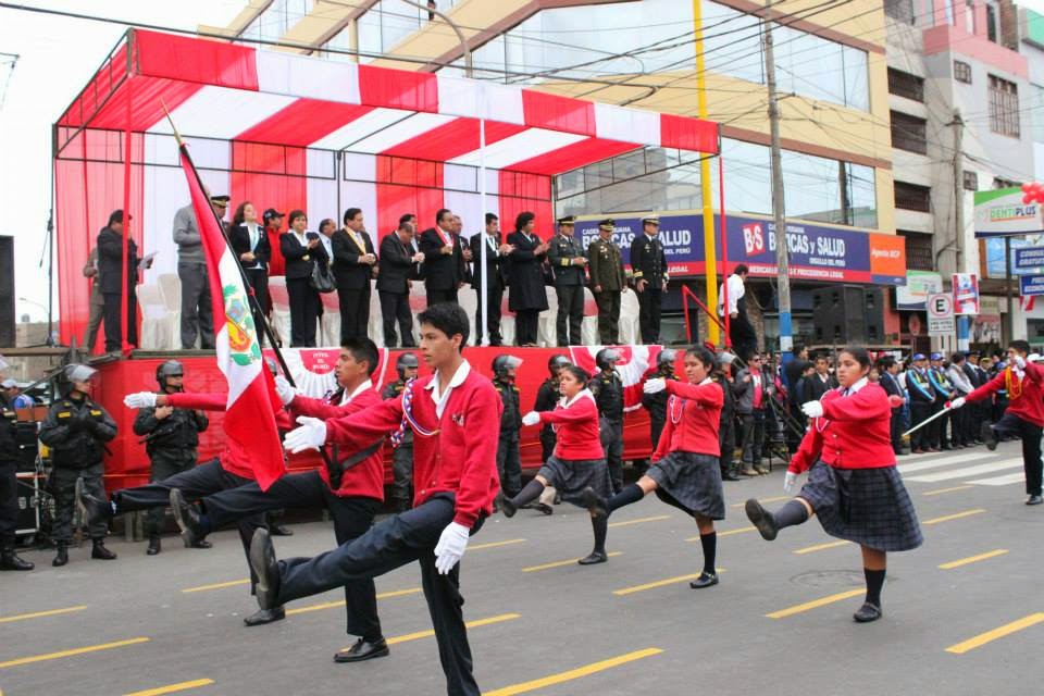 PORTAL INFORMATIVO: HUACHO CELEBRÓ FIESTAS PATRIAS CON GRAN DESFILE ...