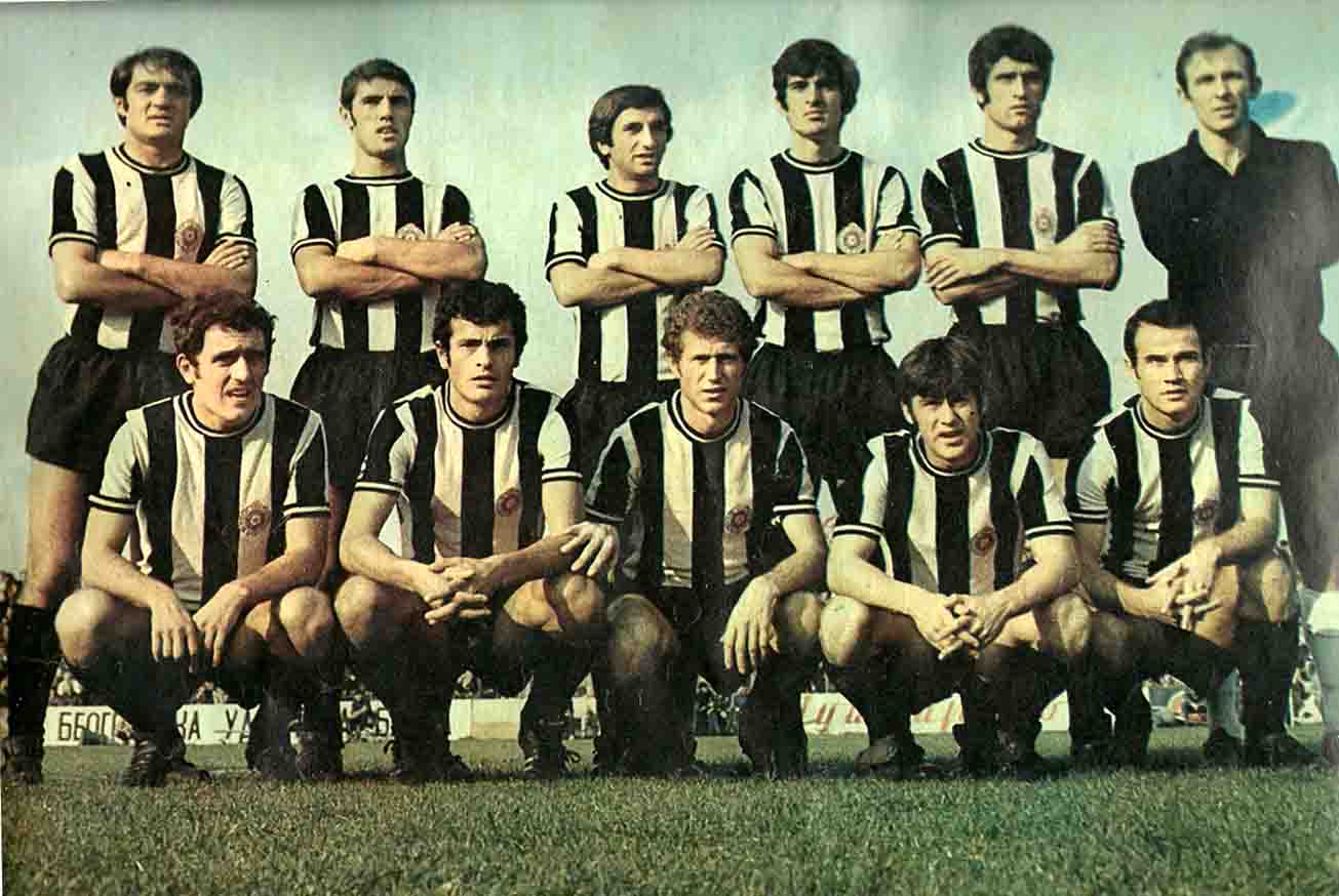 Crno-bela nostalgija-Dresovi Partizana kroz istoriju