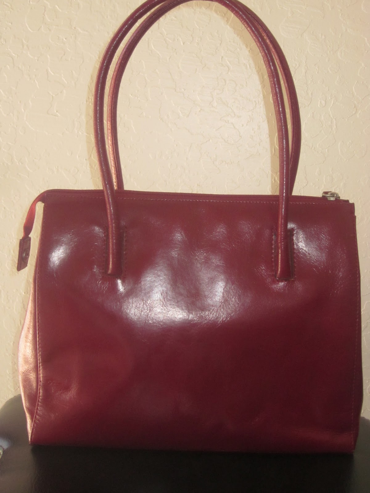 The Green Minimalist: Quest to finding the perfect purse.