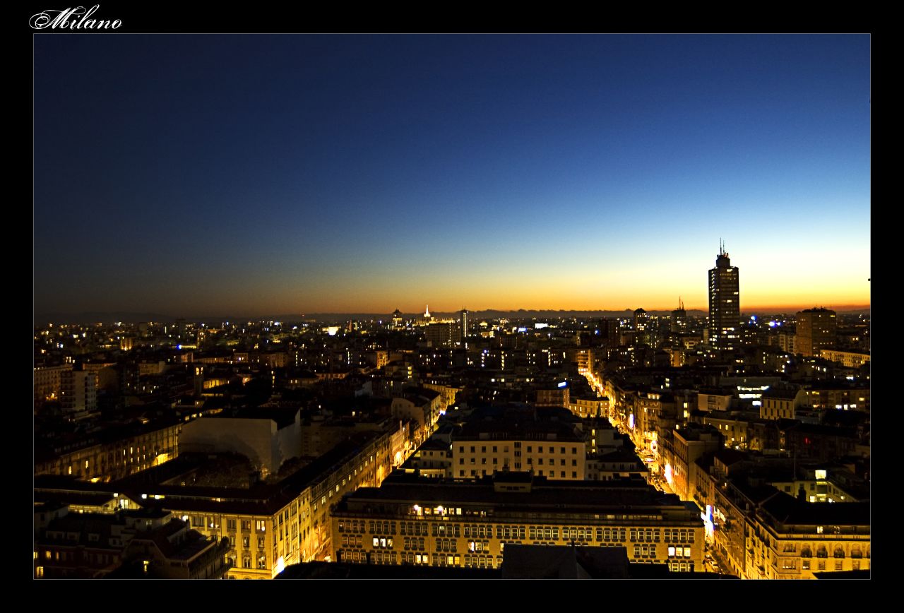 1000+ images about DI NOTTE on Pinterest | Google, Milan italy and Milan