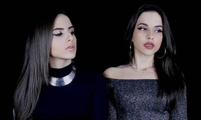 The Sinani Albanian twins enchant the Voice of Italy jury
