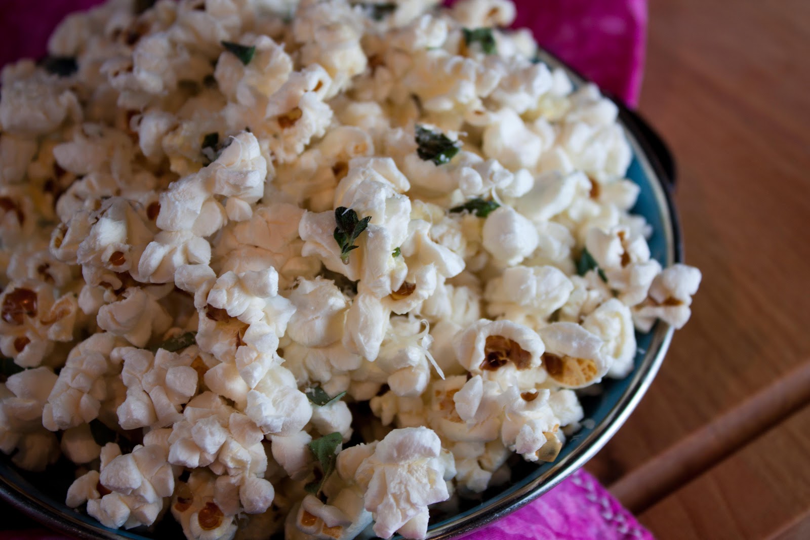 Fat and Happy Blog: Flavored Popcorn