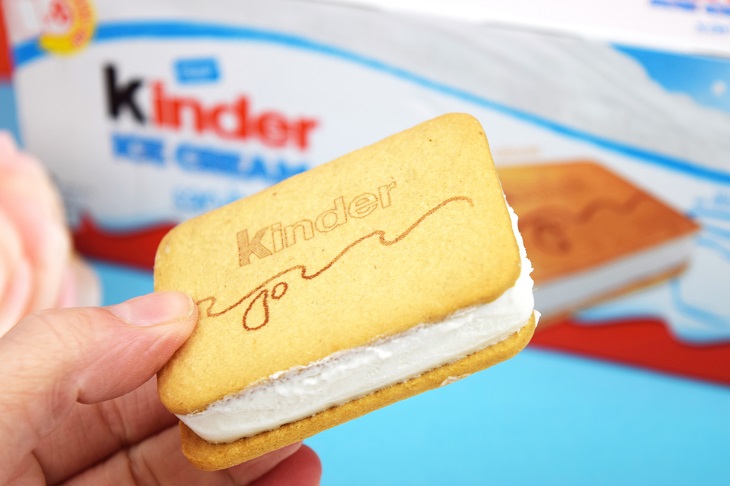 Schminkeckchen: Ferrero kinder Eis (3 Sorten im Test)