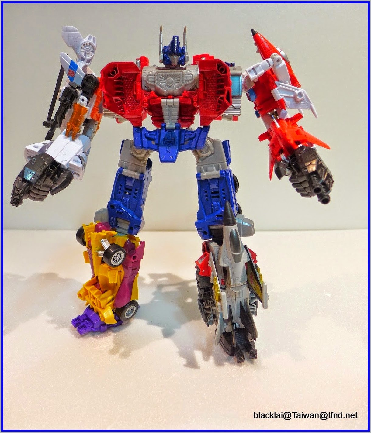 Transformers Power Core Combiners @ PCCombiners.blogspot.com: Whoaaa ...
