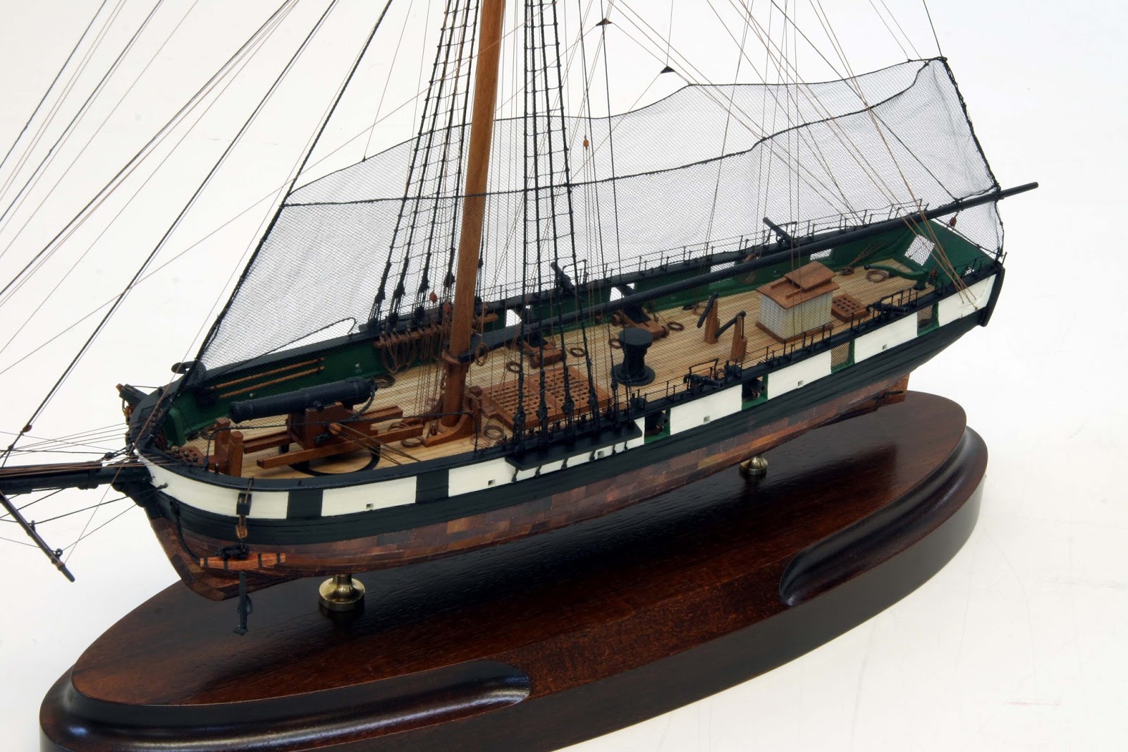 Vistas del Asedio de Tarragona de 1811: LA CAÑONERA DE LA ROYAL NAVY ...