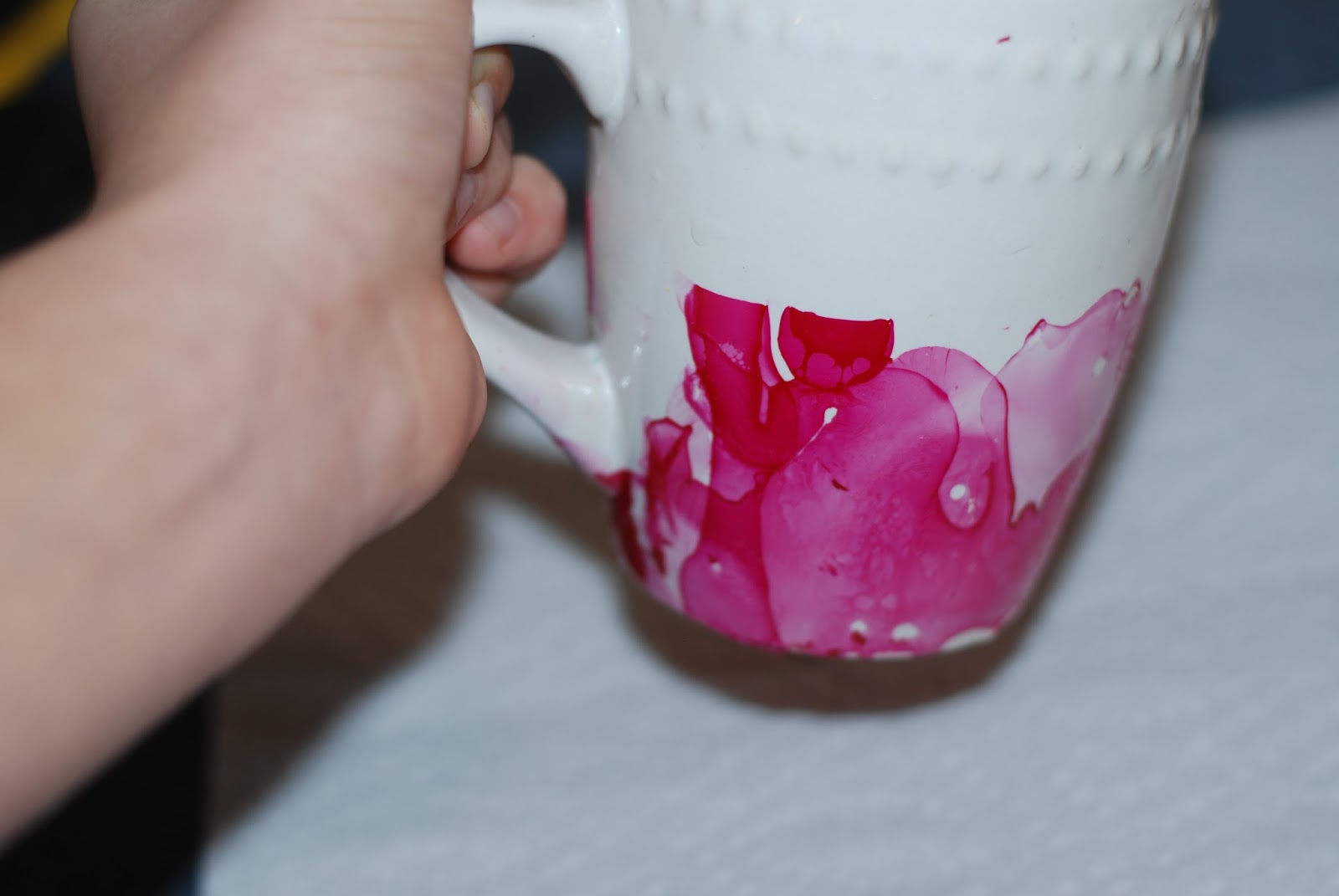 The Kitkat Studio: DIY Watercolor Marbled Mugs