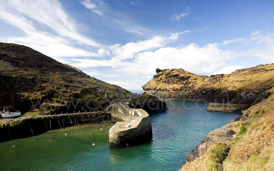 Cornwall and Cornish Holiday Guide