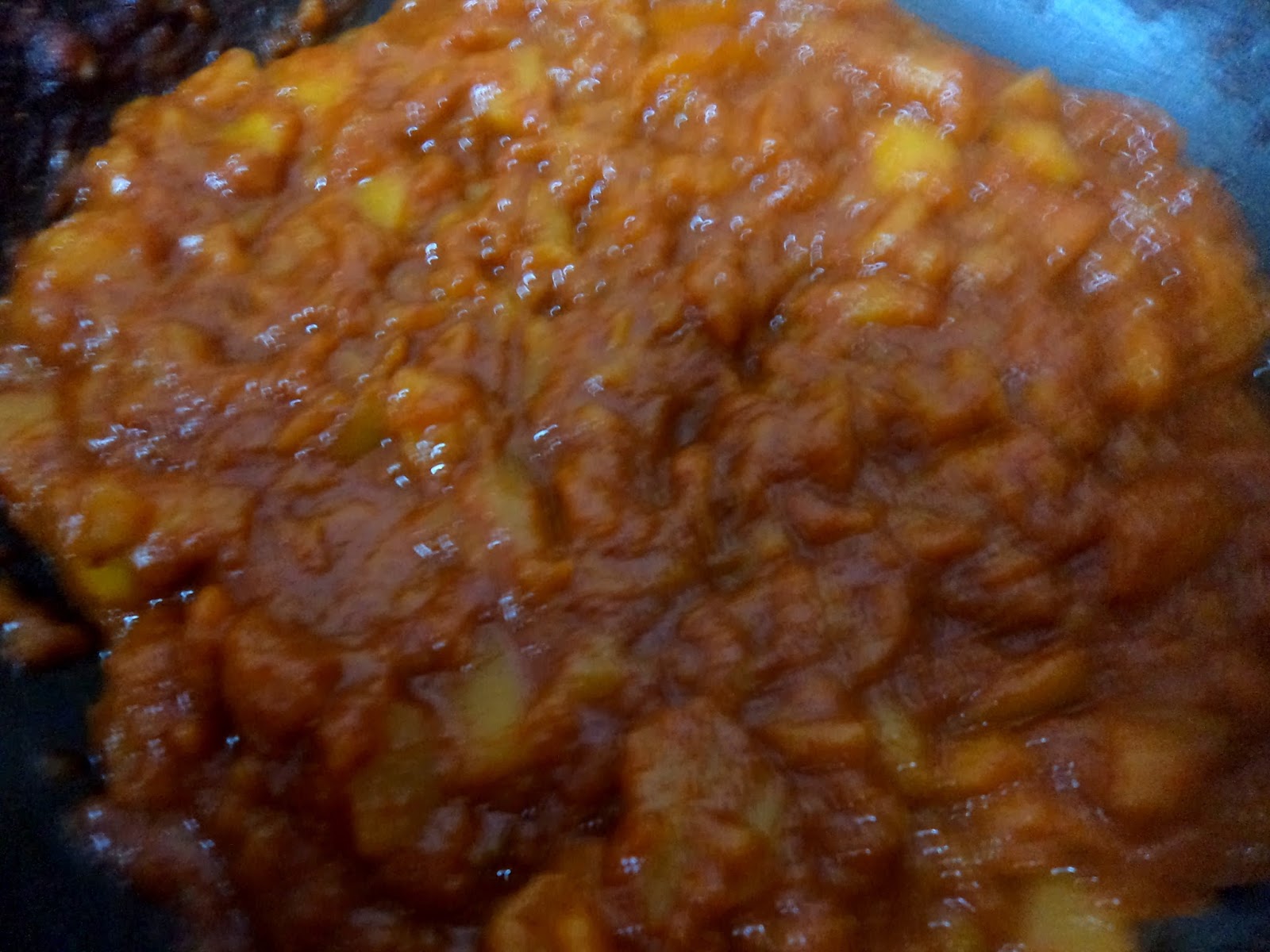 yummy!!!: Spicy Ripe Mango Pickle