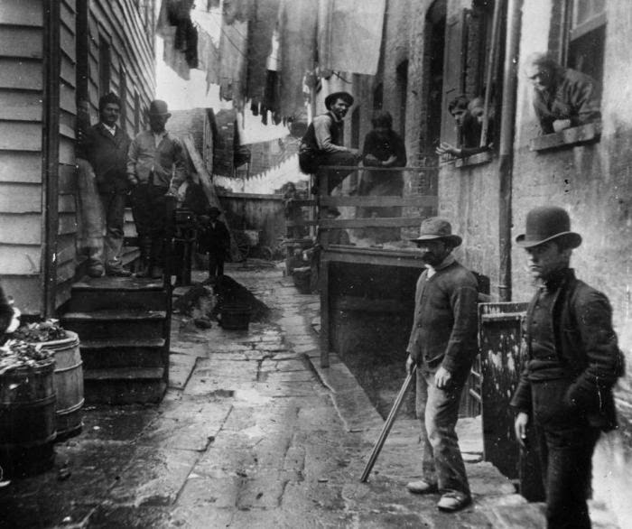 Husmeando por la red: Nueva York en el siglo XIX. 44 fotografías.