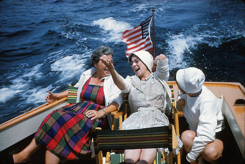 These Colorful Images Will Give You a Glimpse Into Everyday Life of the ...