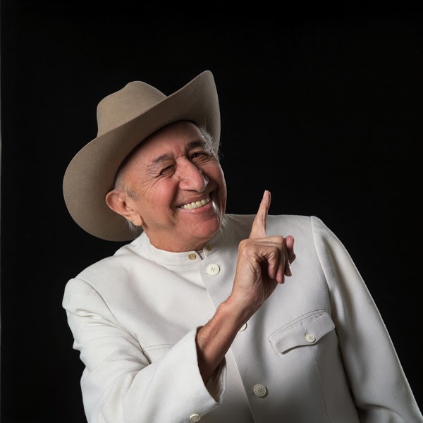 BIOGRAFÍAS: Simón Díaz / El melancólico ritmo de la tonada