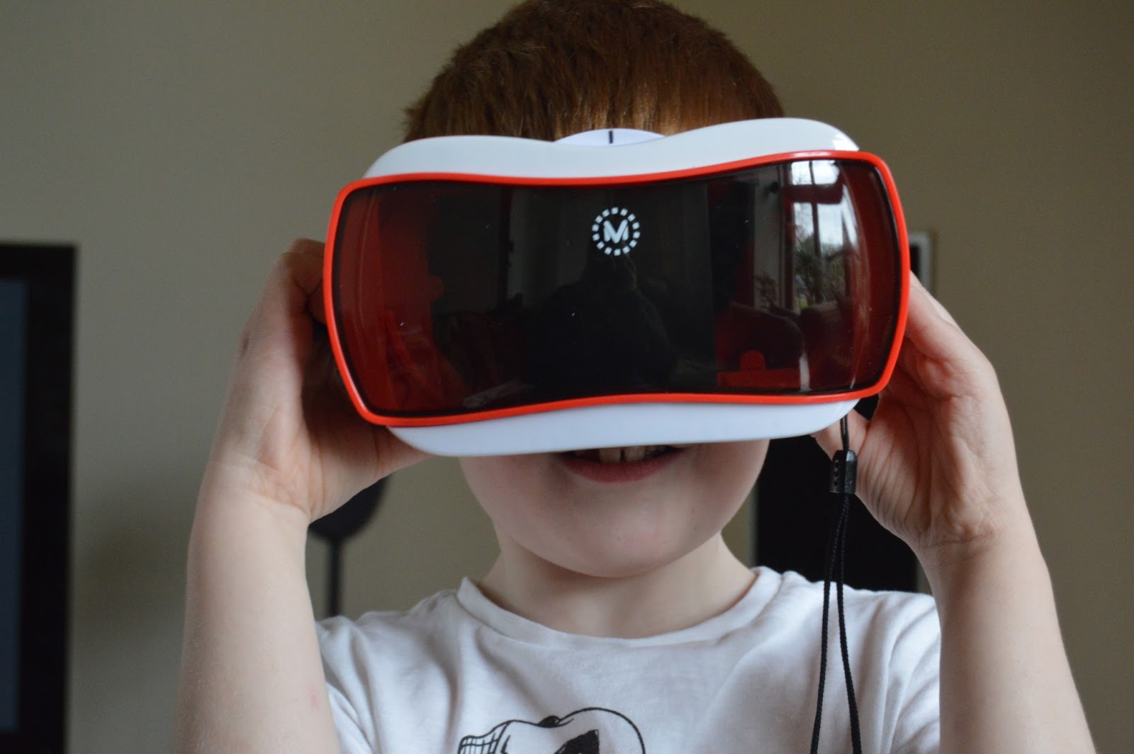 ViewMaster VR Viewer - Review - We're going on an adventure