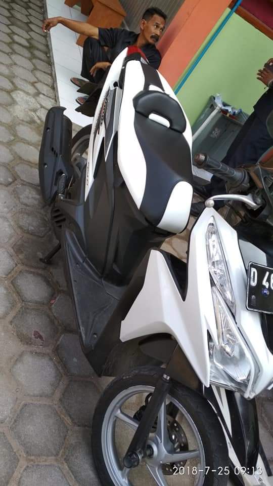 Jok vario techno 125
