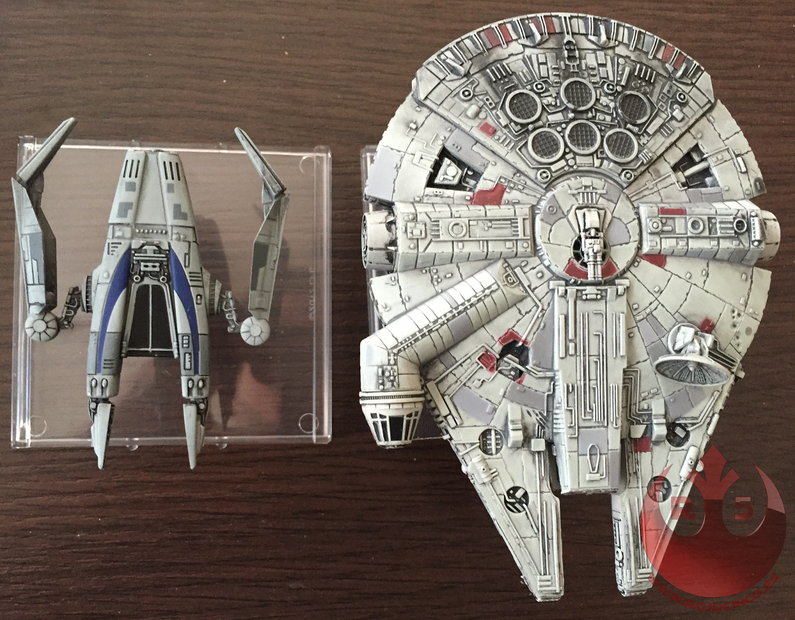 RojoCinco: X-Wing: Unboxing IG-2000