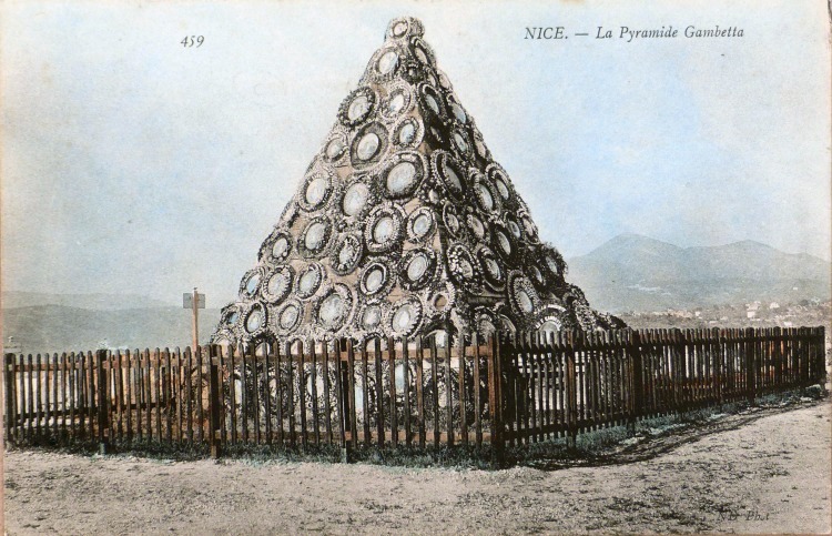 ArtPlastoc: 603-LA PYRAMIDE DE GAMBETTA (1883-1909) AU CIMETIÈRE DU ...