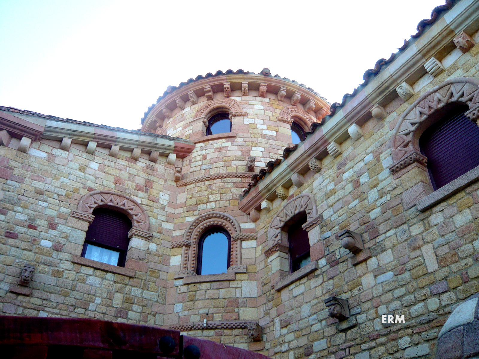 MEMORIAS DE BURGOS: UNA CASA NEORROMÁNICA EN MONTORIO