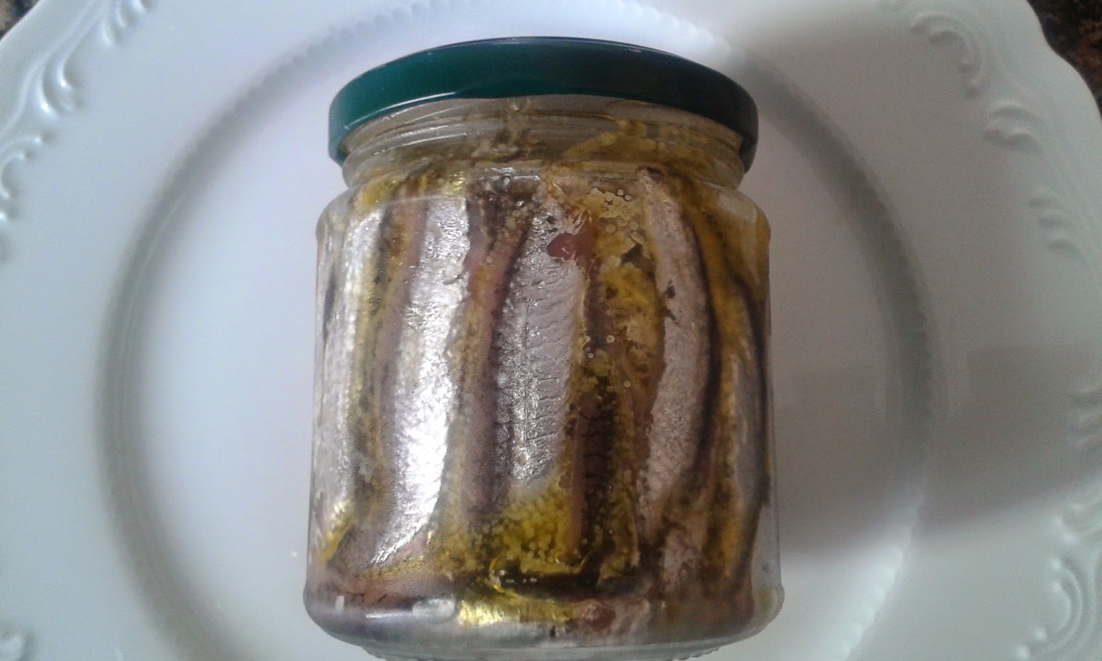 La cuisine de Mamylène: ANCHOIS AU SEL puis, à L'HUILE