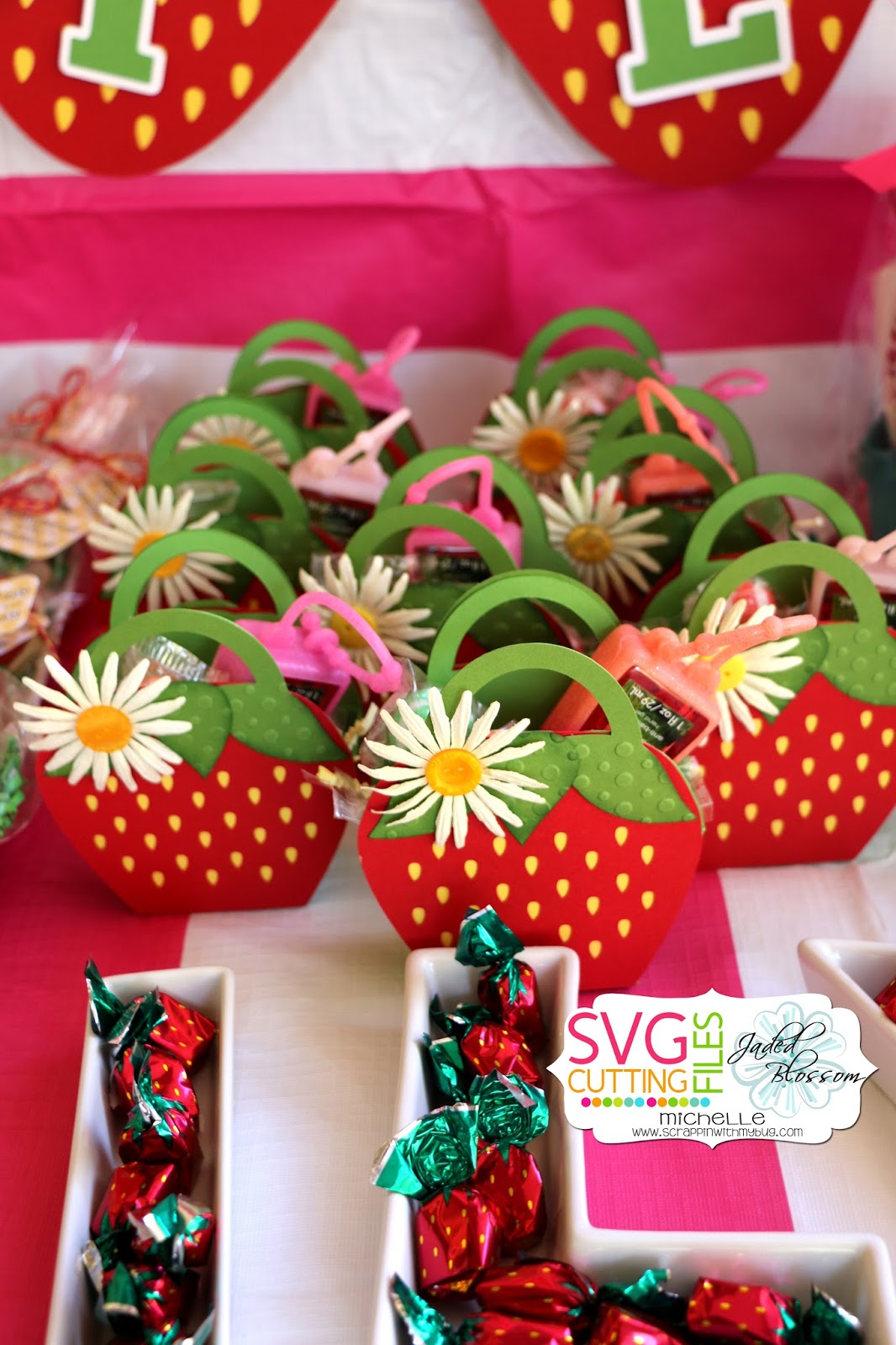 Scrappin with my bug: Strawberry Birthday Party