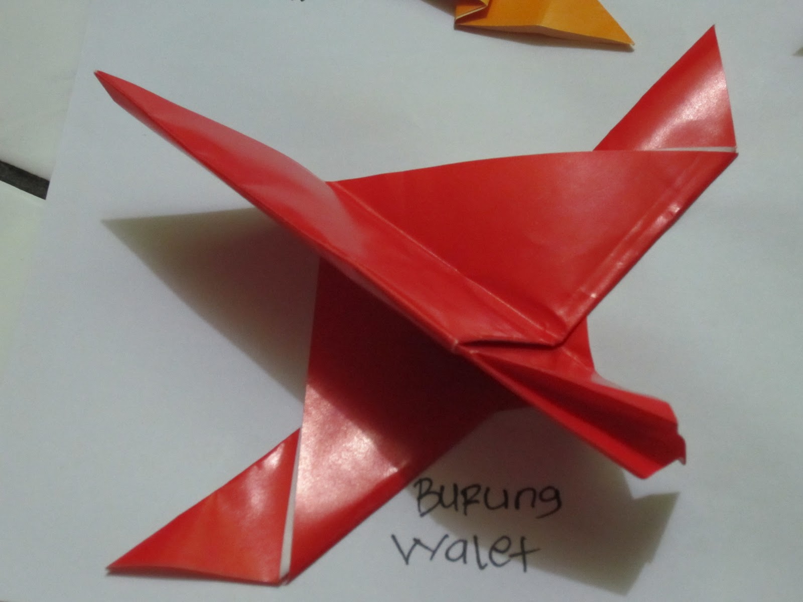 Renungan Coretan Hatiku: KARYA SENI RUPA ORIGAMI