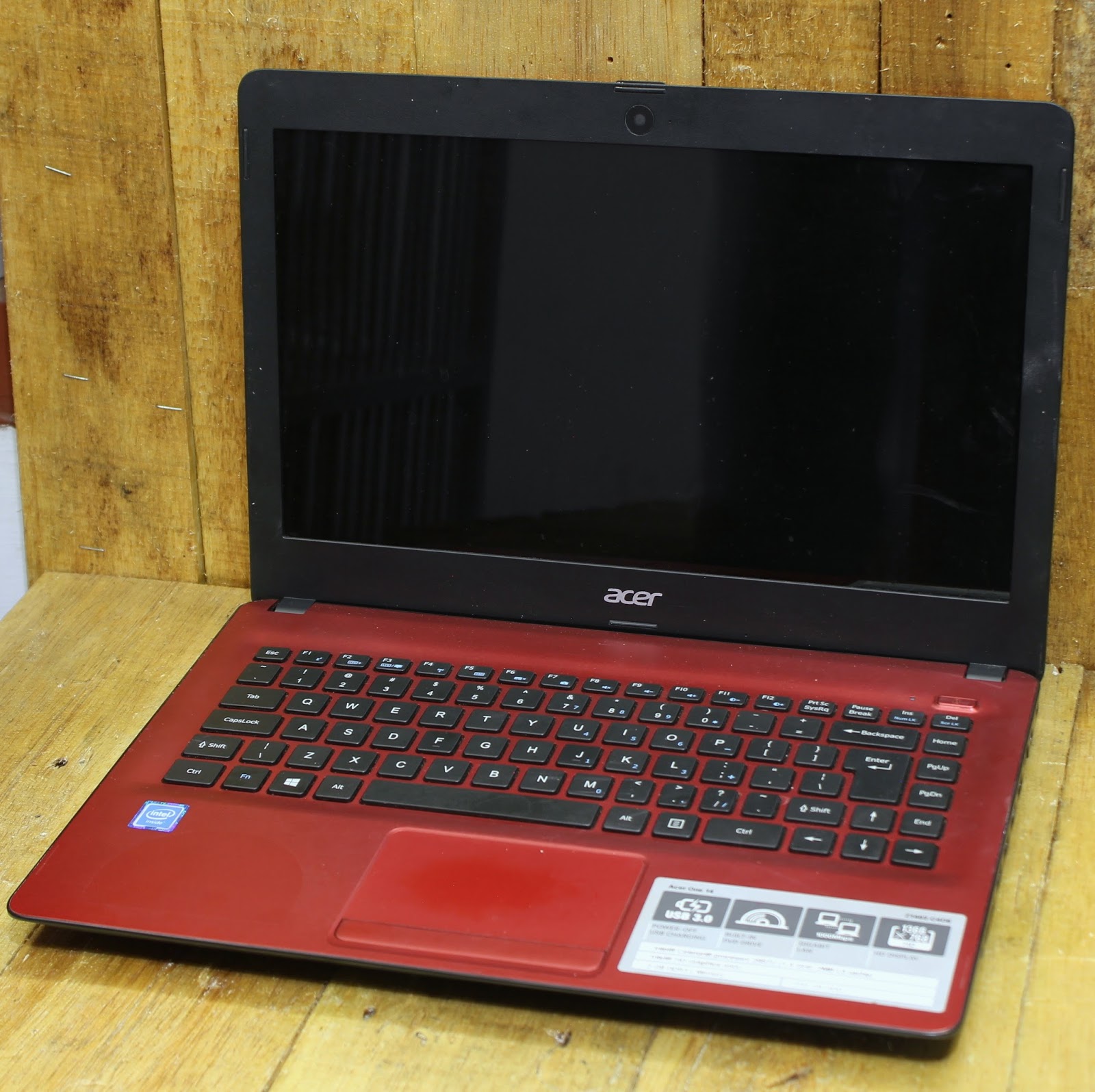 Jual Laptop Acer One 14 Z1402 Fullset | Jual Beli Laptop Bekas, Kamera, Service, Sparepart di Malang