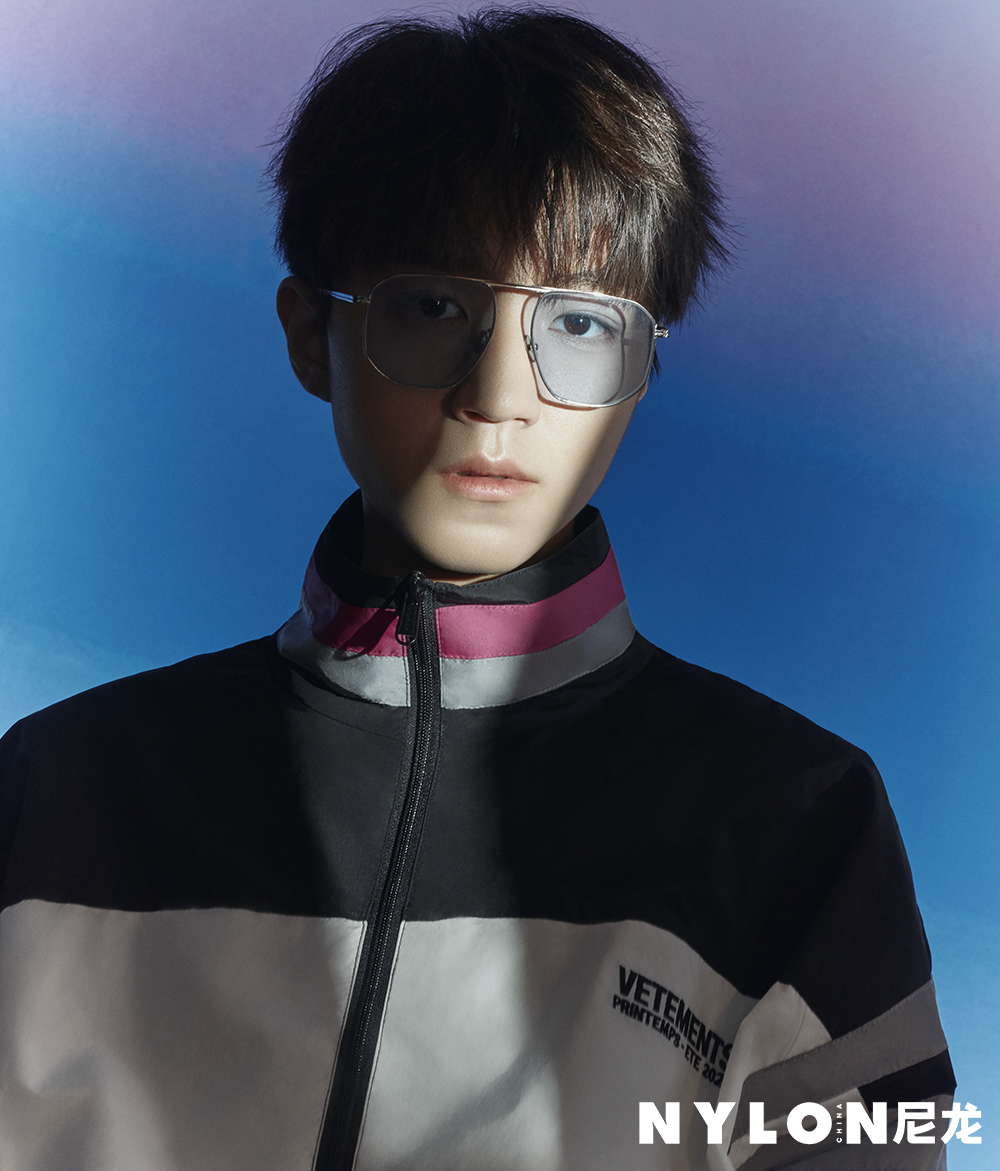 Karry Wang para NYLON Magazine China Mayo 2020