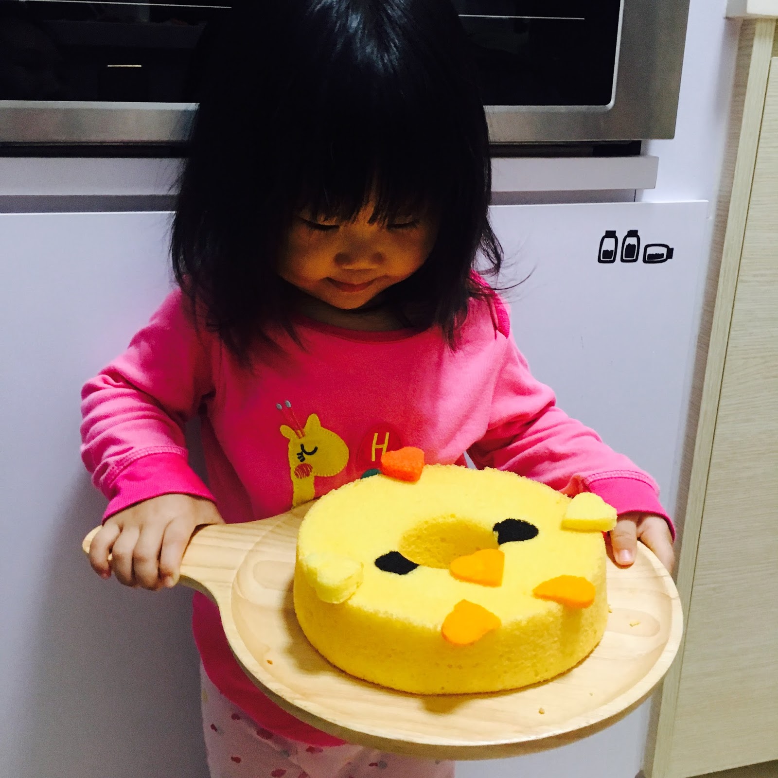 and the BEARS say: [andthebearsbake] Rooster Yakult Chiffon Cake