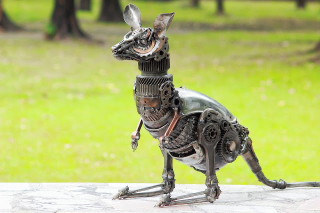 Scrap Metal Kangaroo : r/pics