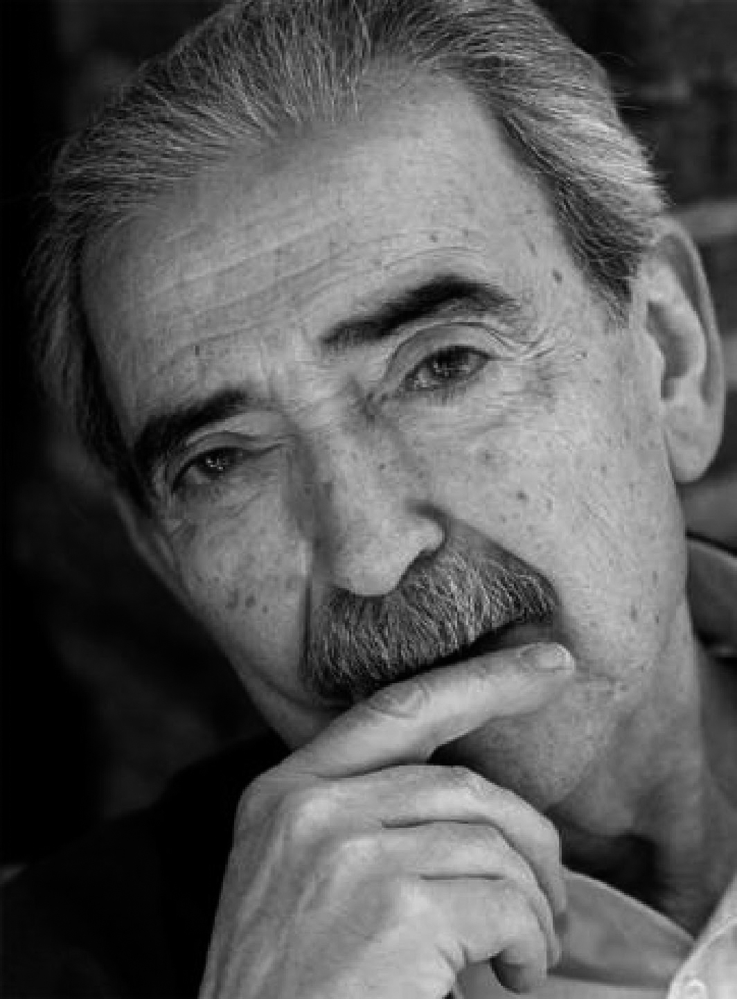 La Biblioteca De Marcelo Leites EL JUEGO EN QUE ANDAMOS la-biblioteca-de-marcelo-leites-el-juego-en-que-andamos