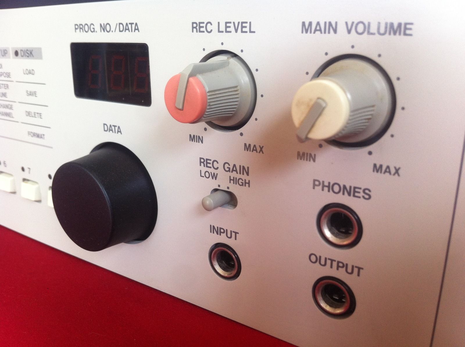 MATRIXSYNTH: CBMods Akai S01 Sampler "Radio-Head" Mod