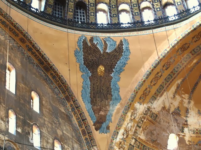 ΚΩΝΣΤΑΝΤΙΝΟΥΠΟΛΗ: ΑΓΙΑ ΣΟΦΙΑ (AYASOFYA CAMII).