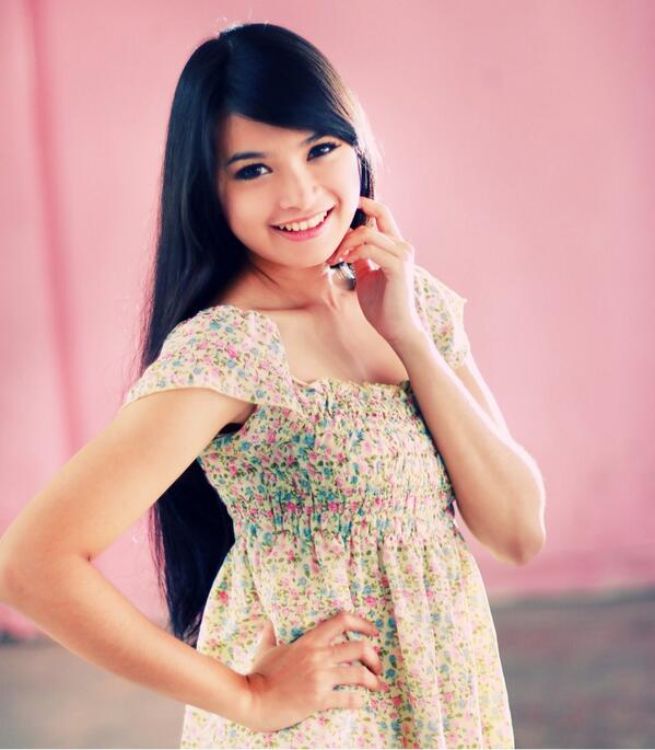 The Bright Side of Lady Mossa (Meet Paramitha Putri) + Her Interview in ...