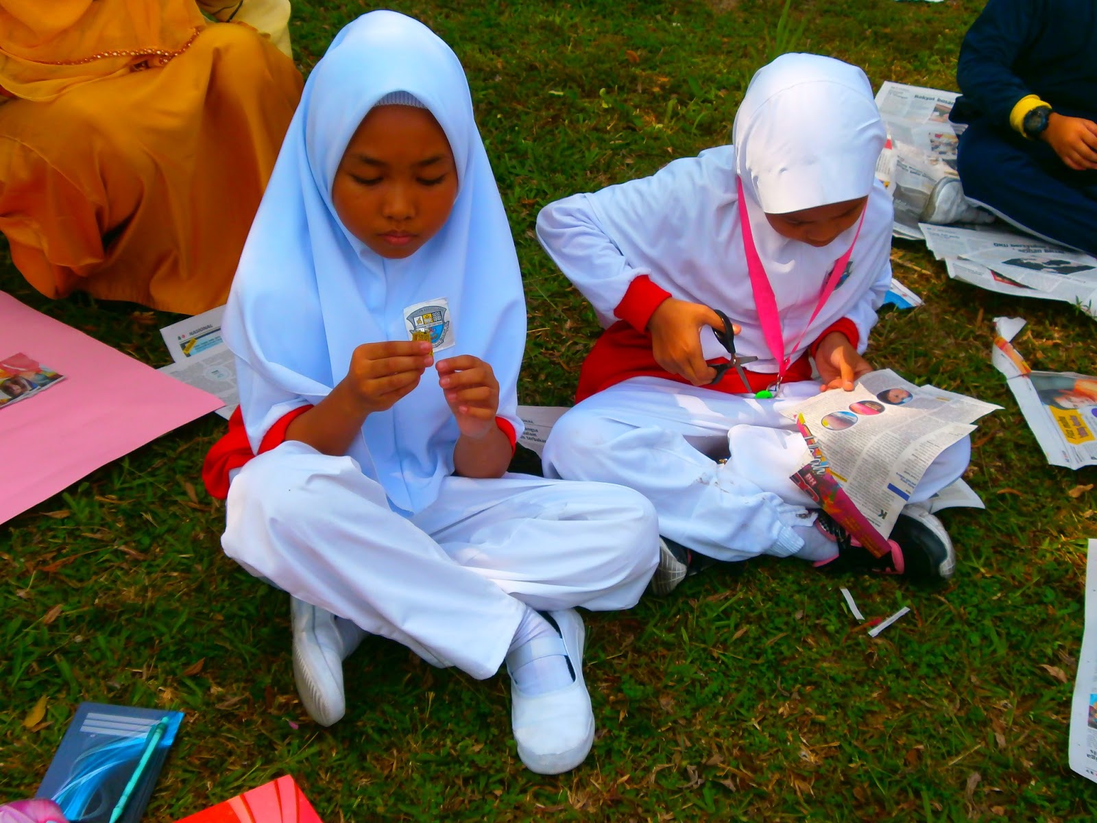 PERSATUAN BULAN SABIT MERAH SKPTLDM: AKTIVITI PBSM: Mengenalpasti Jenis ...