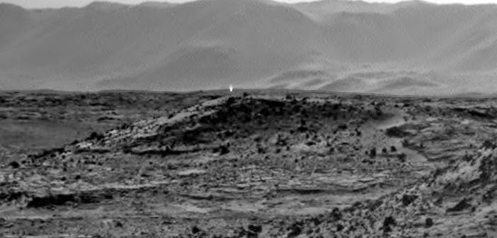 KamBlog: Nasa explains mysterious “light” on surface of Mars shown in ...