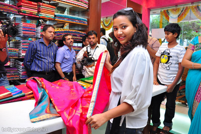 Swetha Basu Prasad at Srija Collections