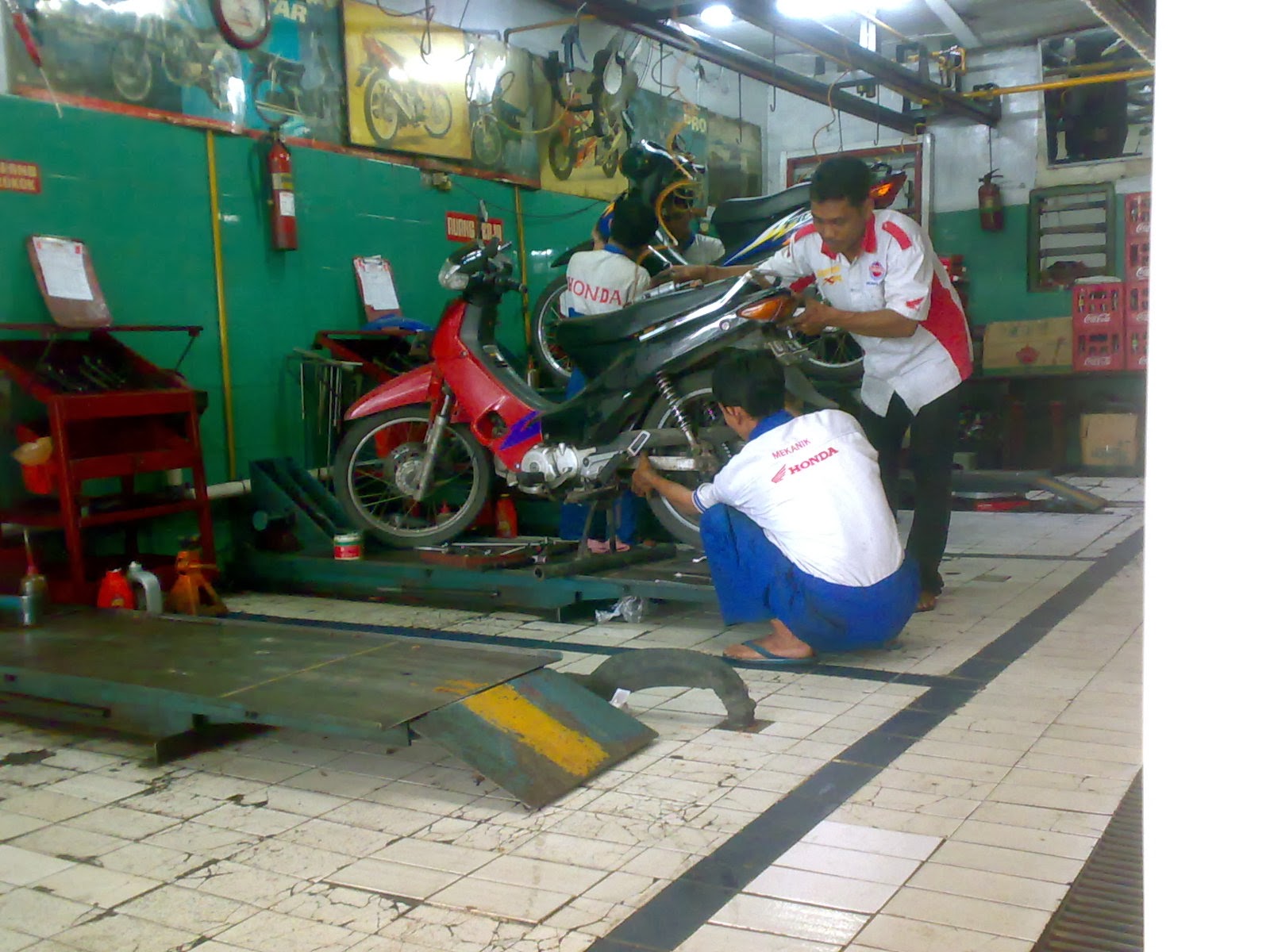 UKM Bengkel Motor: Ide Paling Cerdik Dan Menarik Mengelola UKM Bengkel ...